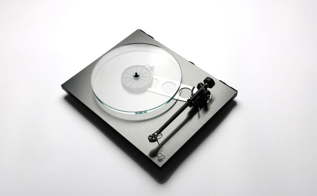 Rega Planar 3 RS Edition Turntable Package - Hifi Lounge